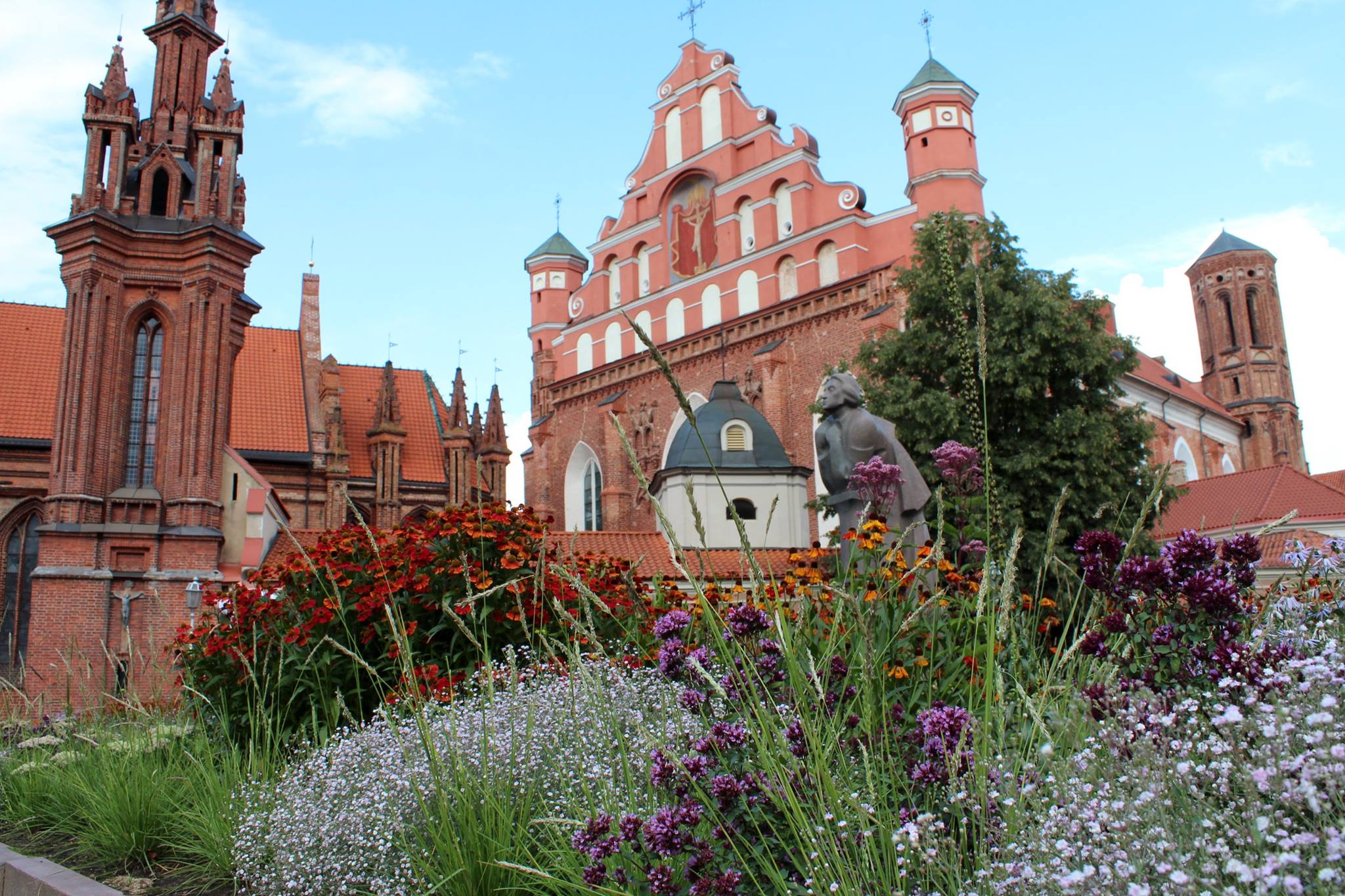 „Ponas Tadas“ ir Vilniaus geležinis vilkas - Vilnius yra mokykla
